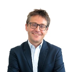 DEJA DE PENSAR TANTO | Simon Roberts | Empresa Activa | Casa del Libro ...